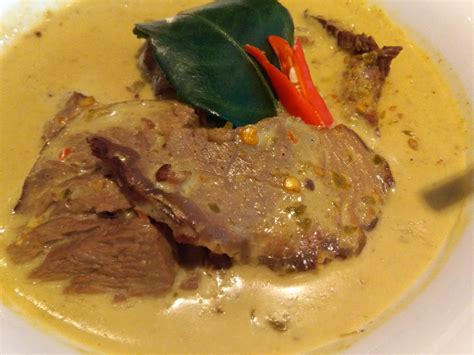Daging Salai Masak Lemak Cili Api Di Restoran 10 Binjai Pnb Perdana Hotel Hans