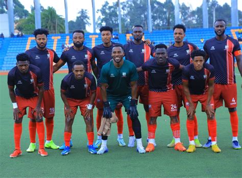 በ17ኛው የአዲስ አበባ ከተማ ዋንጫ ኢትዮጵያ ንግድ ባንክ ከ ሀድያ ሆሳዕና የመጀመሪያ አጋማሽ ጨዋታ የተጠናቀቀ ሲሆን ኢትዮጵያ ንግድ ባንክ 1 ሀድያ