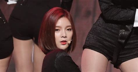 [포토]나인뮤지스 소진 야한 눈빛