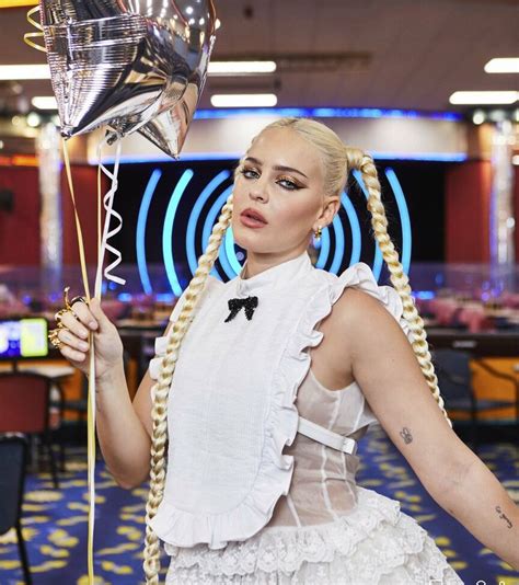 Anne Marie Nude Porn Pictures Xxx Photos Sex Images 4066926 Pictoa