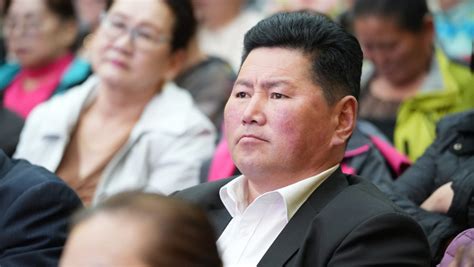 Хүнс хөдөө аж ахуй хөнгөн үйлдвэрийн сайд Х Болорчулуун Дорнод аймгийн Хэрлэн суманд ажиллаж байна