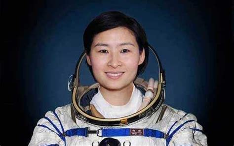 時代楷模劉洋，中國首位女航天員，現狀如何？ 每日頭條