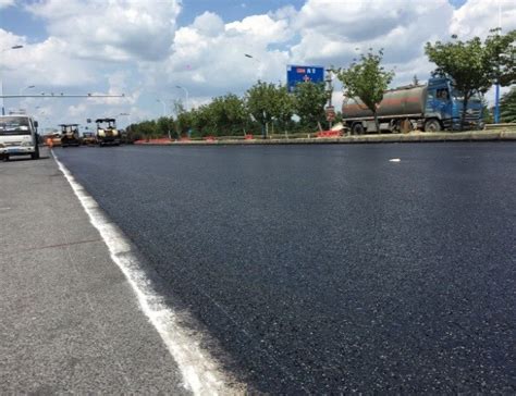 Scene After Construction Of Waterproof Adhesive Layer Download