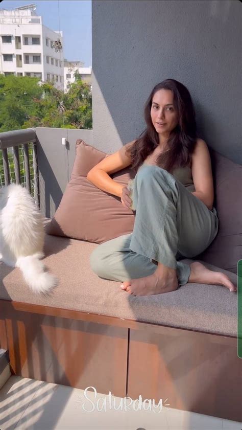 Priya Bathija Feet Photos