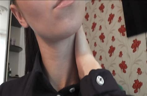 Miss Love Long Neck