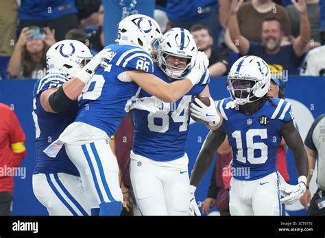 Indianapolis Colts Tight End Tyler Warren 84 Celebrates A Touchdown