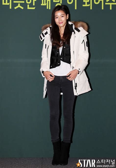 [스타포토]전지현 추위도 잊게 만드는 화사한 그녀의 미소 스타저널