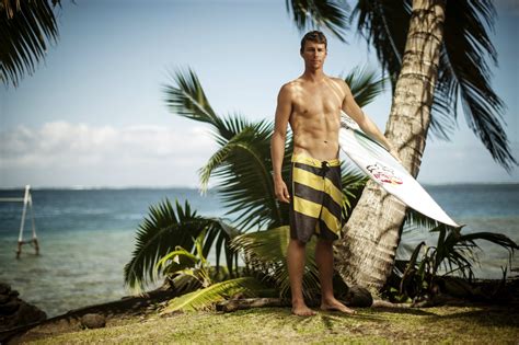 Heres How Big Wave Surfer Ian Walsh Attacks The Biggest Swells On The Planet Maxim