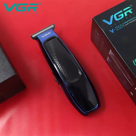 Vgr V 694 Professional Salon Quality Rechargeable Combo Kit