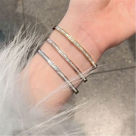 เครื่องประดับ สร้อยข้อมือ สเตนเลส ไทเทเนียม ประดับเพชร ทรงกลม สวยหรู Shopee Thailand