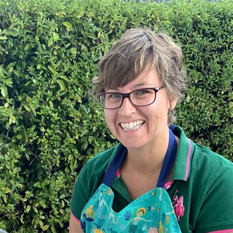 Why Do Inserted Rows Or Cells Come With Their Own Background Color — Smartsheet Community