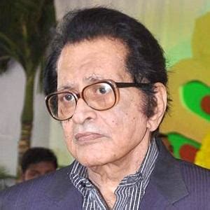 Manoj Kumar Bio Facts Family Famous Birthdays