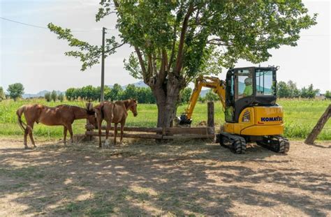 Electrifying Insights From Komatsu At Galabau 2024 Lectura Press