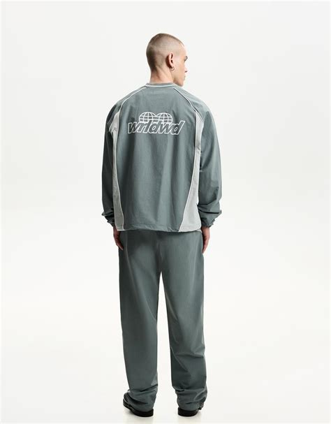 Техническа спортна фланелка в ретро стил с дълъг ръкав Мъжки Bershka