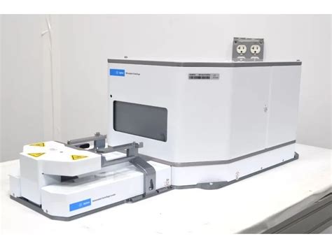 Agilent Microplate Centrifuge With Loader G5582a