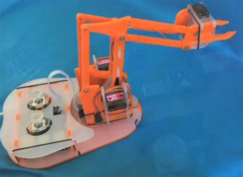 robot arm kit features a raspberry pi hat