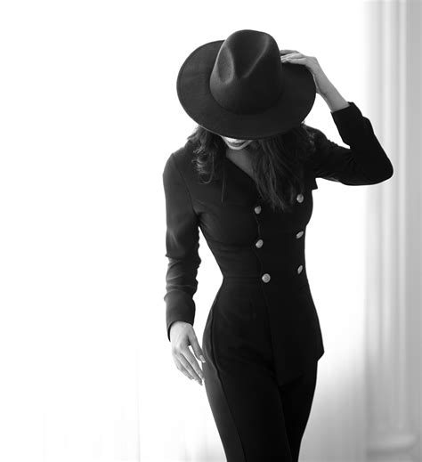 غزاله بصارتی آکادمی آرایش دائم رشت