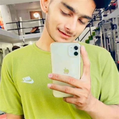 Agikgqme5uvurcxylfep3jjhx9jroto0o2smza9i5jpqeqs900 C K C0x00ffffff No Rj