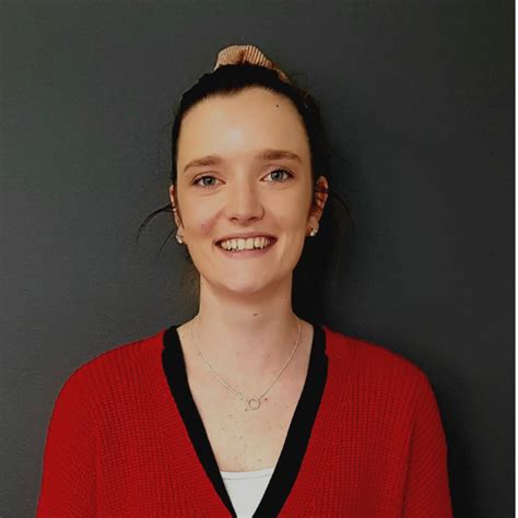 Lara Head Shot 1 2 Bundoora Physiotherapy Clinic