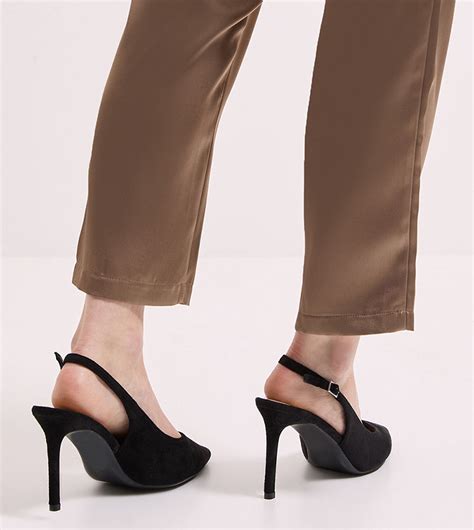 Buy Dorothy Perkins Wide Fit Dasha Slingback Pumps In Black 6thstreet Uae