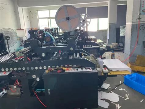 Fully Automatic Plastic Envelope Forming Machine Office Small Paper Envelope Making Machine