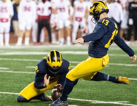 Two Wolverines Named Sporting News Preseason All Americans Maize