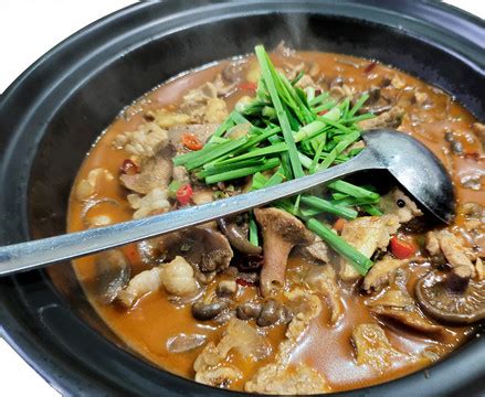 腊肉炖枞菌 中国菜系 食品餐饮 摄影素材 汇图网www huitu