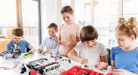 【商業策略】經典玩具品牌lego的不敗之迷