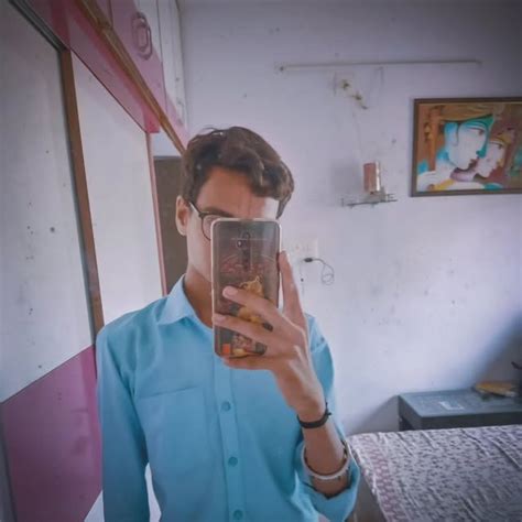 亗 𝐃𝐀𝐑𝐒𝐇𝐀𝐍💞 Jotaniyadarshan2307 • Threads Say More