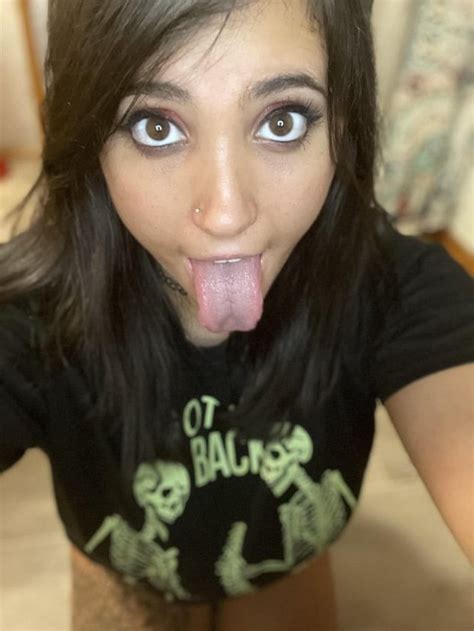 Brown Eyed Lass Needs Some Tongue Love Flava12345