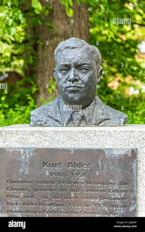 Kurt adler hi-res stock photography and images - Alamy