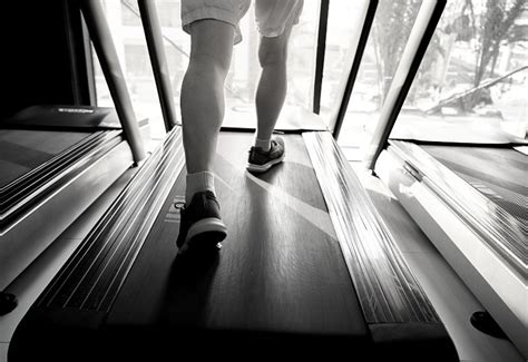 Should You Walk Backwards On The Treadmill Yes And Here Is Why