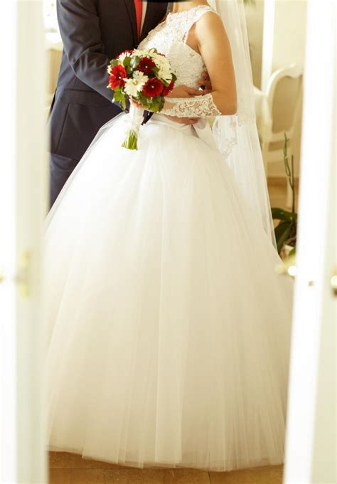 Весільна сукня Луцьк Б у весільні сукні