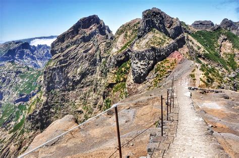 Pico Do Arieiro Pico Do Areeiro Dojazd Parking Szlaki Turystyczne Co Zobaczyć Przewodnik