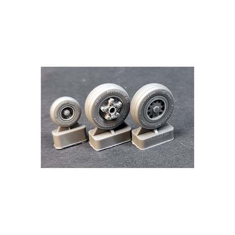 F 16 Block 40 Wheels