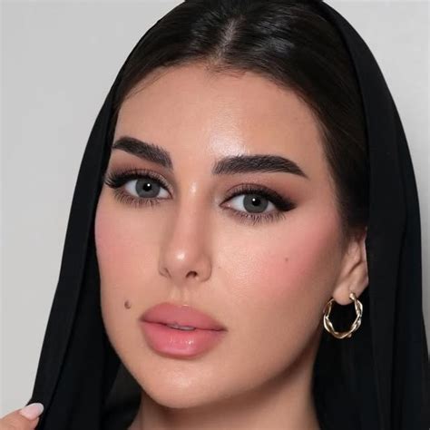 ‎دنيا حنني‎ Doniahanani • Threads Say More