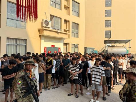 ကျားဖျန့်ကျိန်စာသင့် မြဝတီမြို့က ပြည်သူ့အသံ