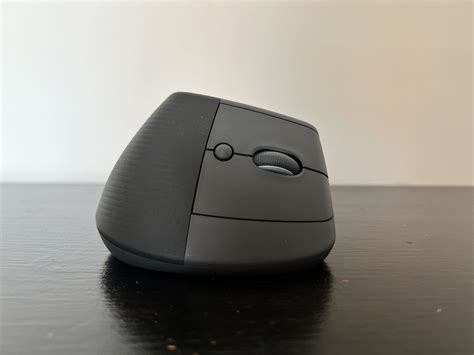 Logitech Ergonomic Mouse