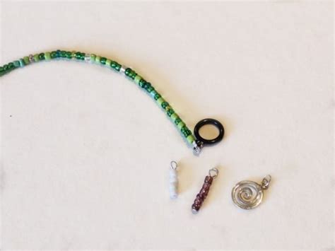 How To Make A Bracelet