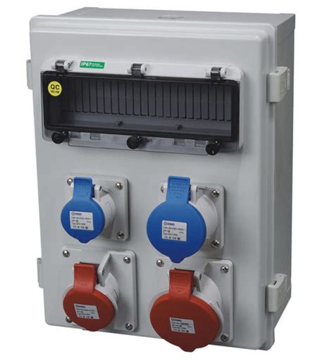 China Qixing Cee IEC International Standard Plastic Power Combination Socket Box China Socket
