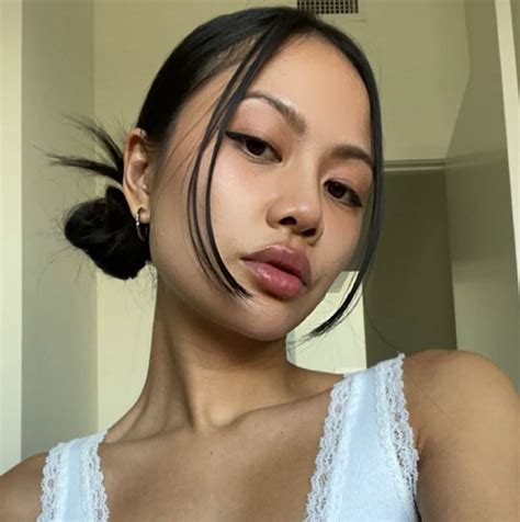 Asian Sirens · Pinkk Uwu Pinkkuwu