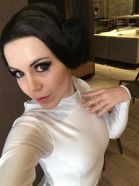 Princess Leia Cosplay Gbn