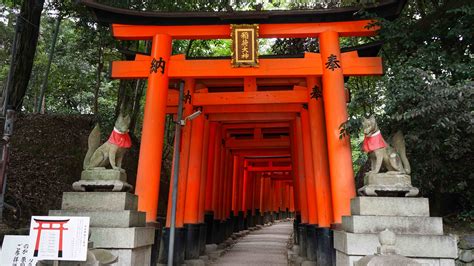 千本鳥居京都の伏見稲荷大社の超人気スポット