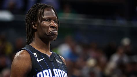 Suns Signing Of Bol Bol Causes Stir Online