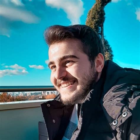 Aykut Programlama öğretmeni 500 Tlsaat