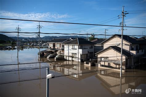 日本罕见暴雨已造成至少85人死亡 1000多人等待救援热点新闻图片频道齐鲁网