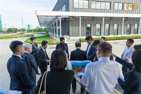 អ្នកឧកញ៉ា អ៊ឹង ប៊ុនហ៊ូវ