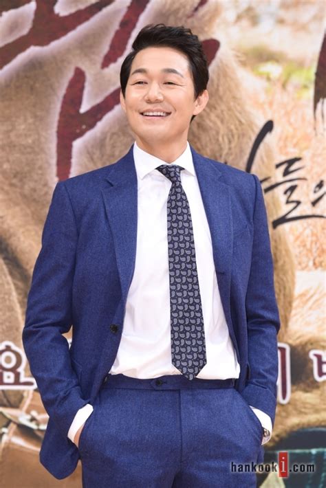 박성웅 데뷔 후 첫 경상도 사투리 도전 가장 어려웠다