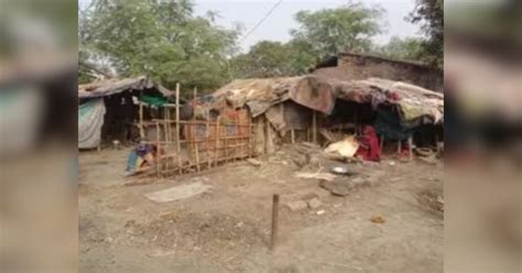 Ownership Rights Should Be Given To People Occupying Shops And House On