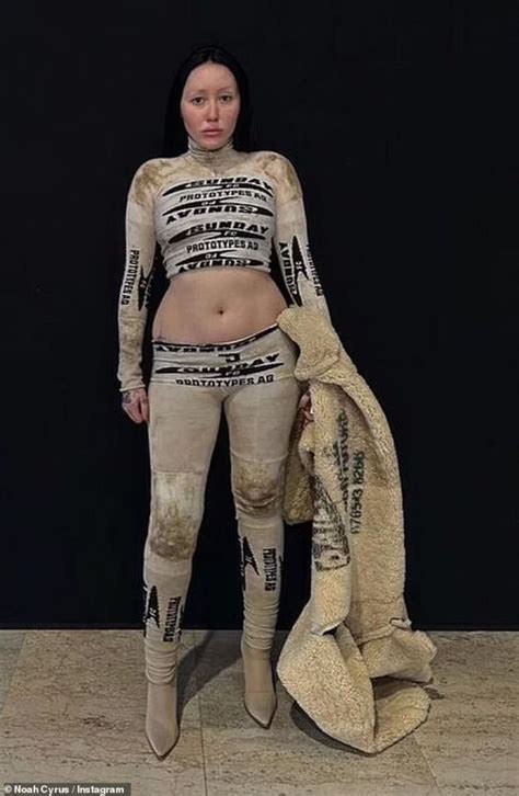 Noah Cyrus Fans Question Her Latest Fashion Choice As She Exposes Rear